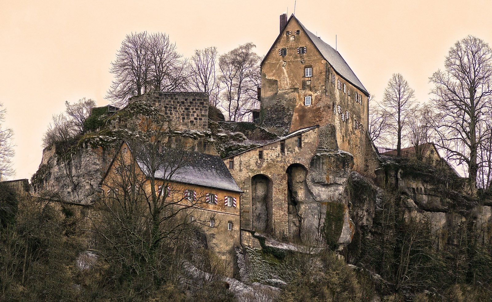5 great castle ruins hikes in southern Germany