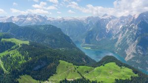 Alpine crossing: 5 routes for your hike across the Alps
